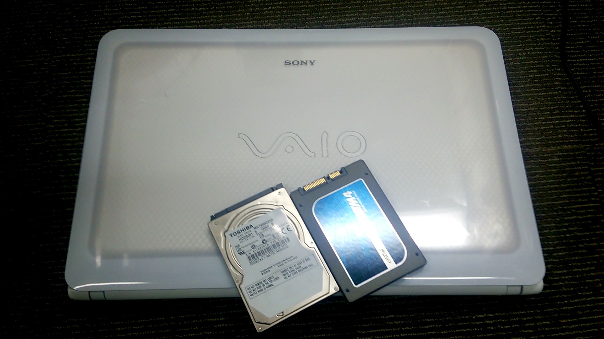 vaioノートHDDをSSDに交換 – TUINSBCC TECH